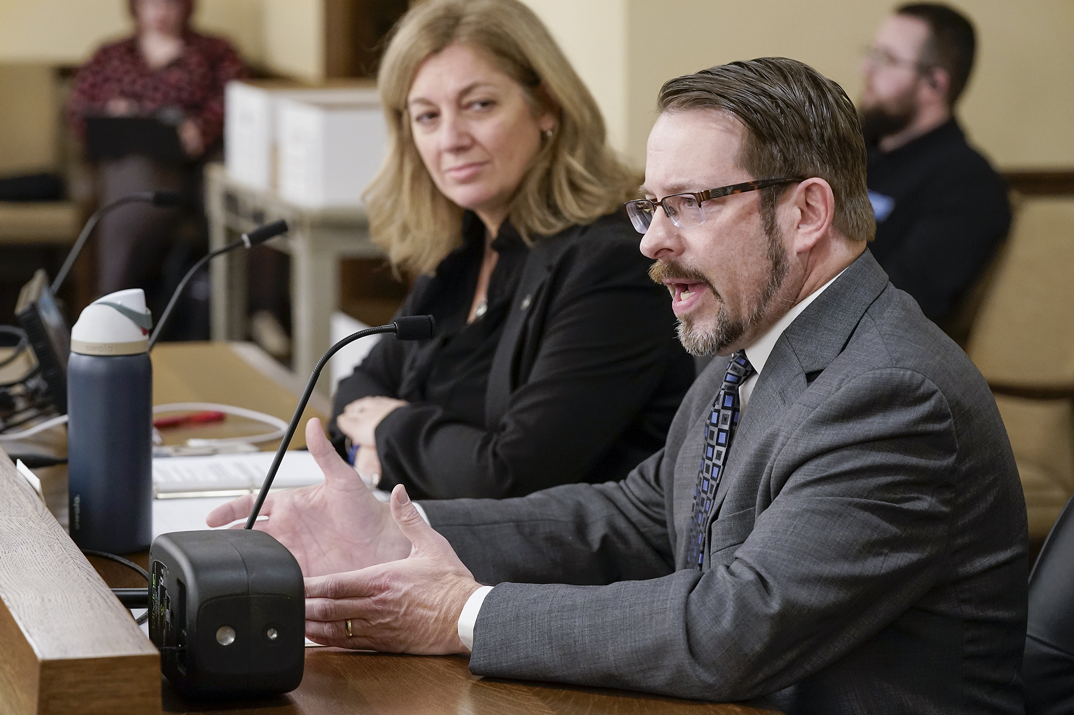 Bill aims to limit costly, time-intensive data requests to schools ...