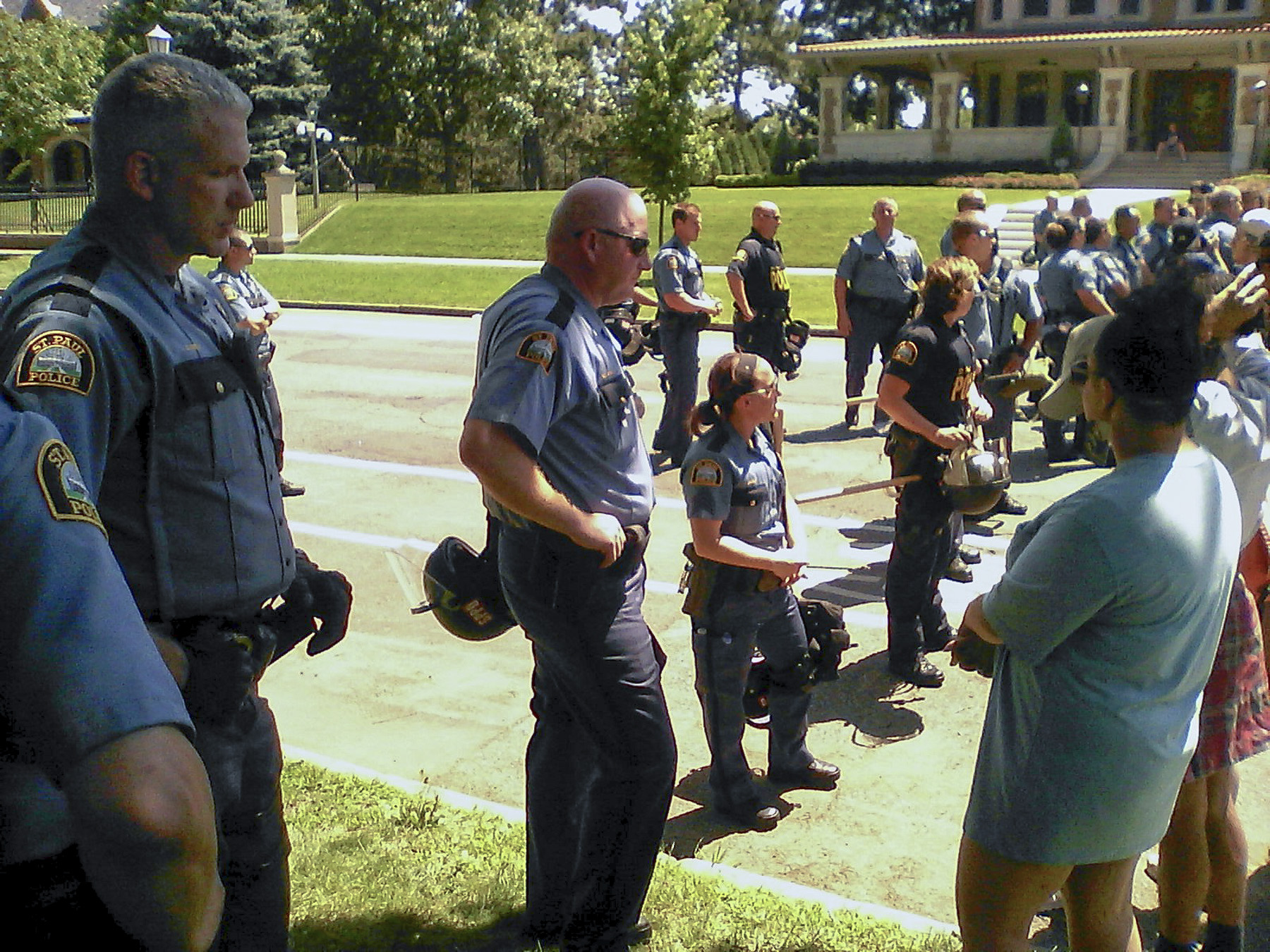 Measure mandating local governments to create civilian oversight of law ...